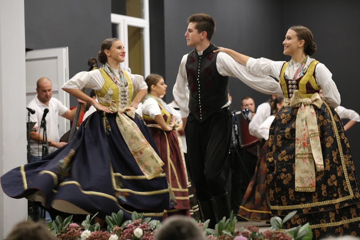 Bunjevci bez granica – Selo.hr