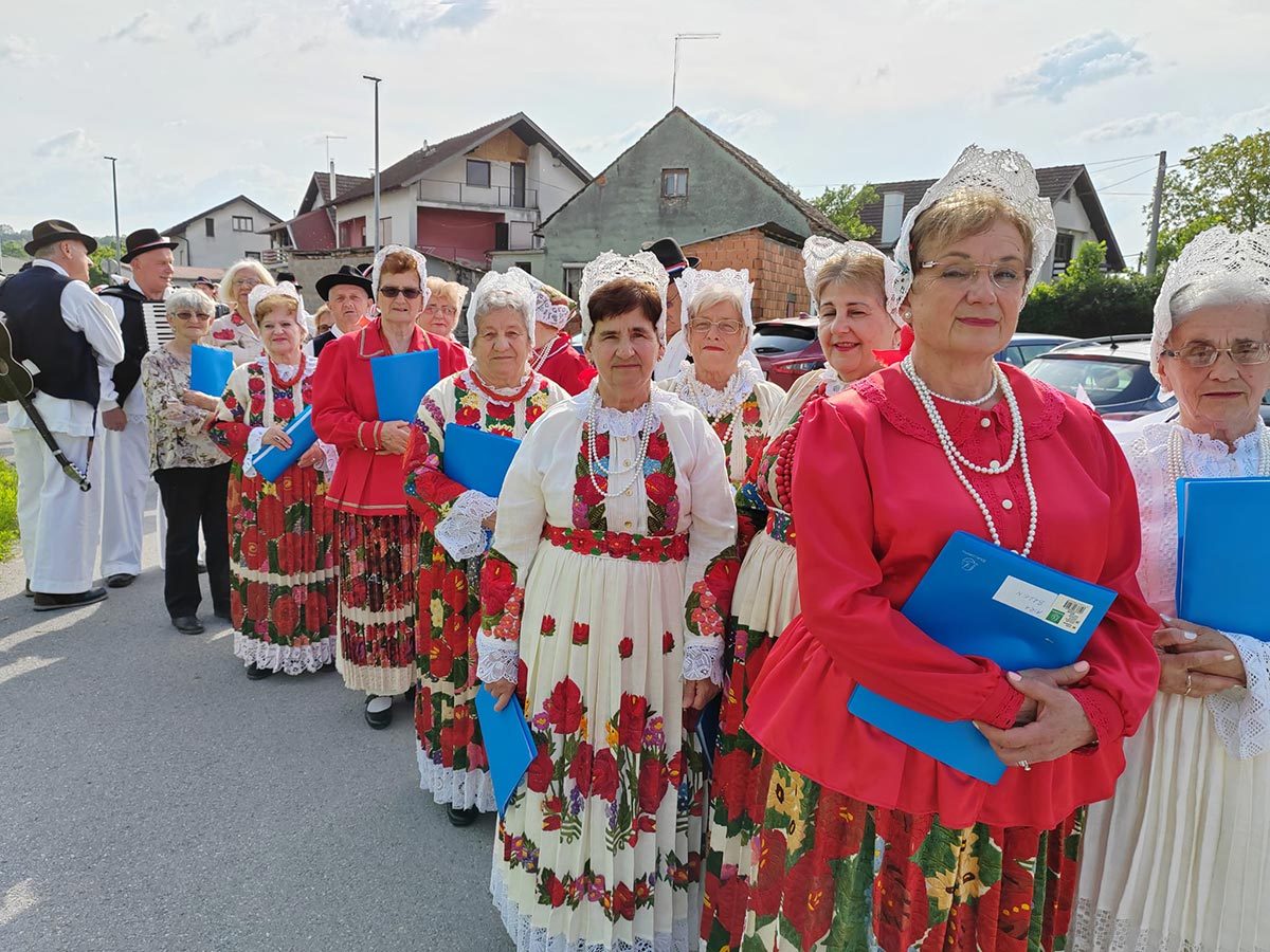 Ivanje u Glini 2023. – Selo.hr