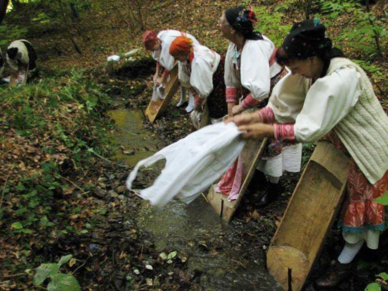 Pralje, Lavandijere, Lavandare, Lavađerice – Selo.hr