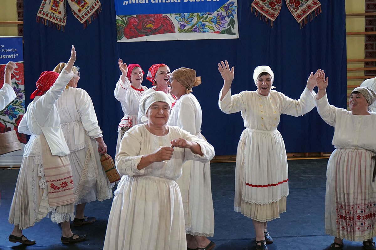 24. Smotra izvornog folklora SMŽ – „Martinski susreti“ – Selo.hr